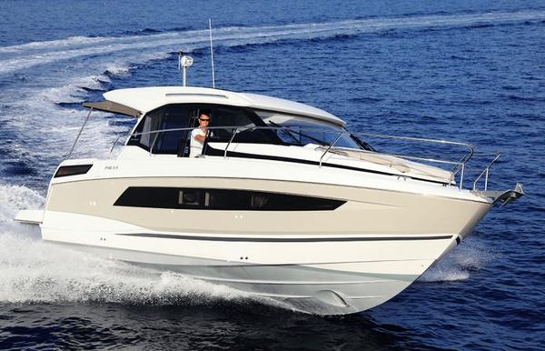 Jeanneau New Boat Models - Dunbar Yachts