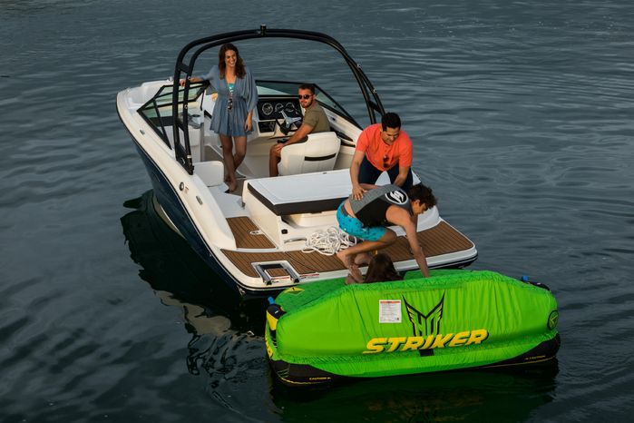 2020 Sea Ray SPX 190 La Crosse, Wisconsin - American Marine