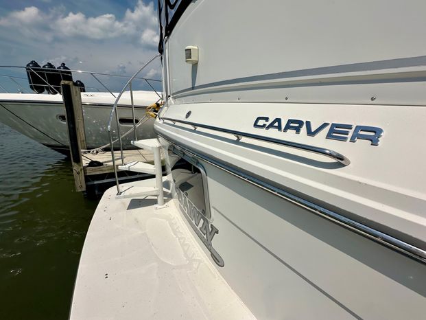 1995 Carver 440 Aft Cabin Motor Yacht Sandusky, Ohio - Bay Marine Yacht ...