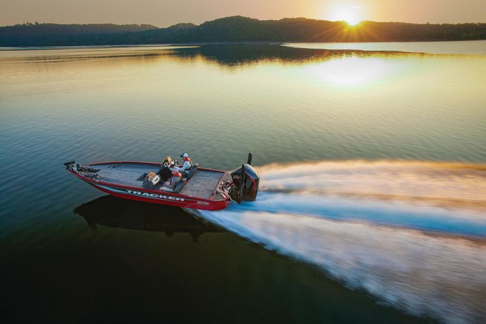 2025 Tracker Savage 215 Temple, Pennsylvania - Bowers Marine