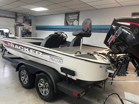 2025 Tracker Savage 215 Temple, Pennsylvania - Bowers Marine