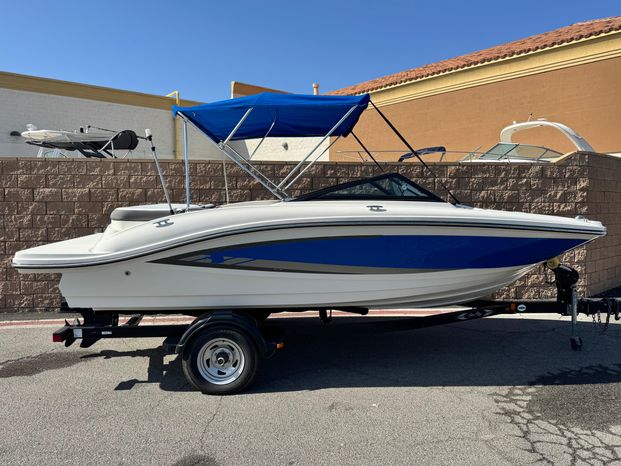2015 Sea Ray 19 SPX Lake Elsinore, California - Inland Boat Center