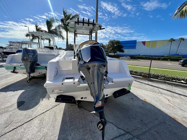 2023 Sportsman Open 232 Center Console Saint Petersburg, Florida ...