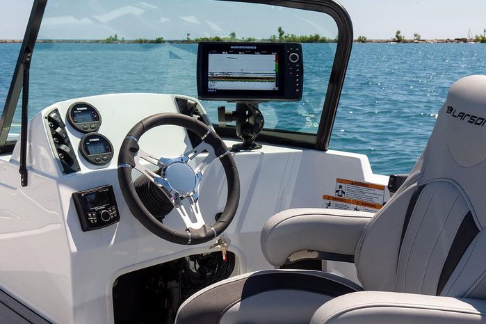 2020 Larson FX 2020 DC - Monadnock Boat Store