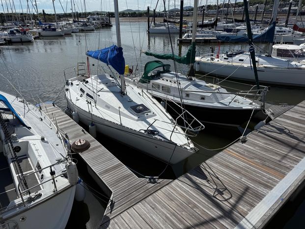 1998 Sigma 33 United Kingdom - BJ Marine