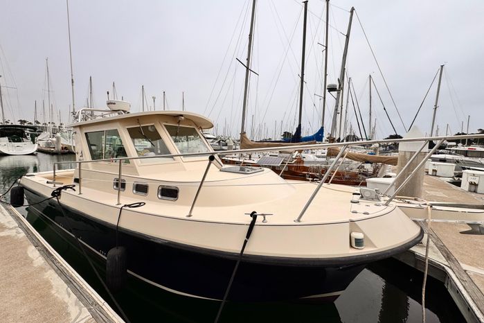 2003 Albin 28 TE Oxnard, California - Seacoast Yachts
