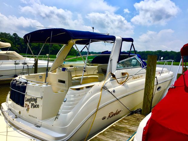 2000 Rinker 310 VISTA VEE North East, Maryland - Parker Yacht Sales
