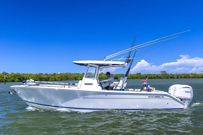 2025 Cobia 285 Center Console Oyster Cove Boatworks